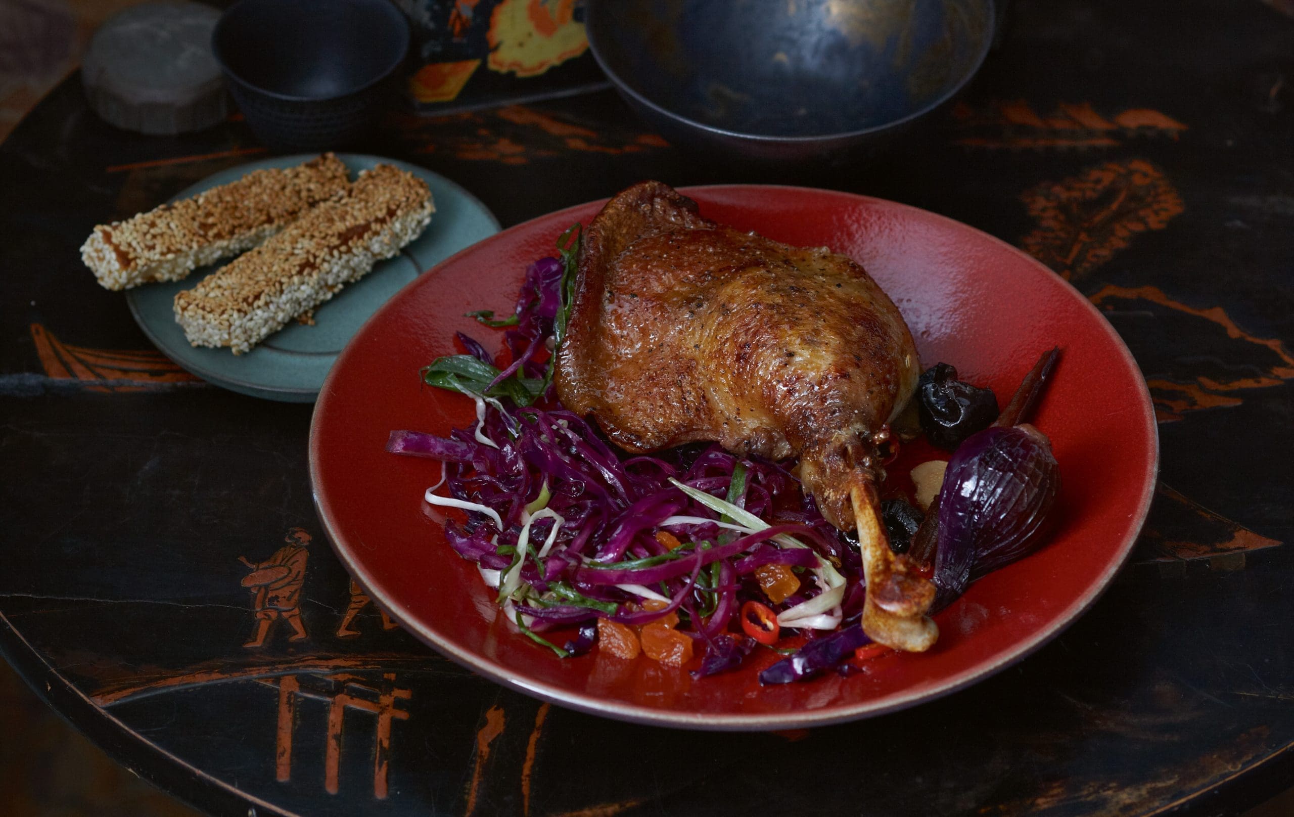 Gans toll! Köstliche Keulen mit Rotkraut und Brotsticks | schauvorbei
