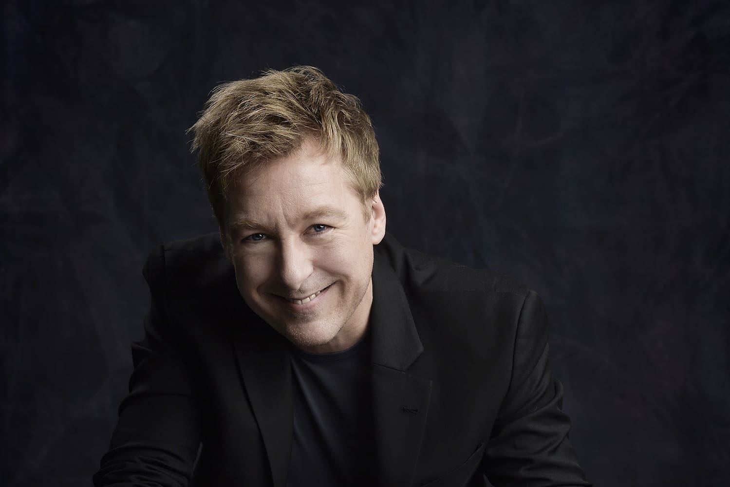 Max Müller & Ensemble in „Peter und der Wolf“ | schauvorbei