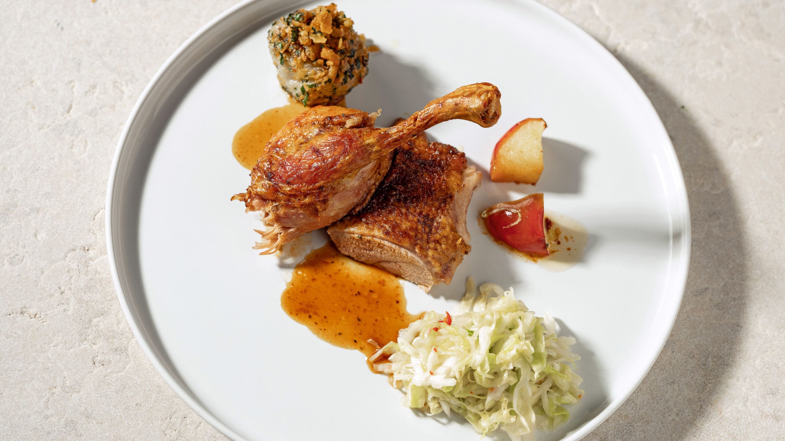 Rezept: Ente mit Chili-Kraut und Grammelknödel | schauvorbei